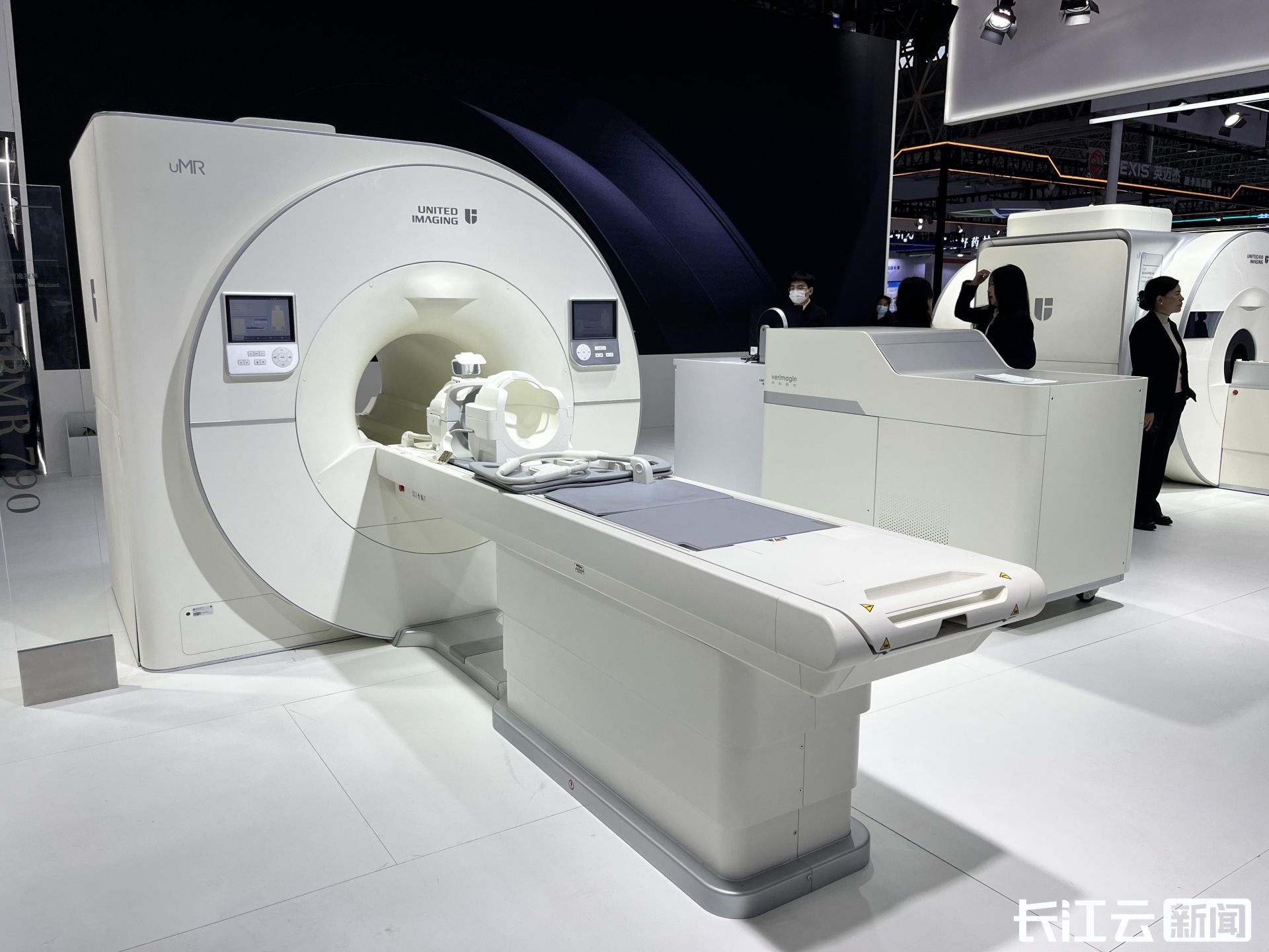 鄂研鄂产鄂用 健博会上的“全球领先”产品_长江云 - 湖北网络广播电视台官方网站